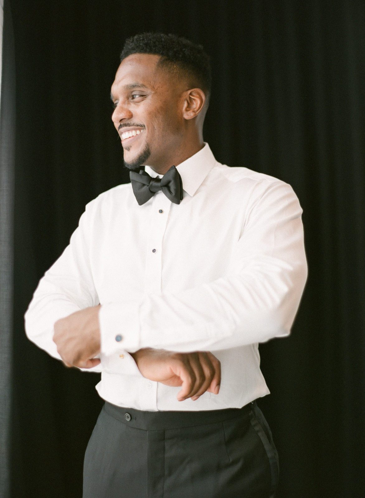 The Gage Milwaukee Wedding - Modern and Lush Wedding